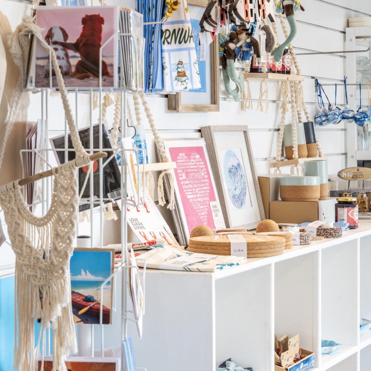 Best Beach Cafes Cornwall - Pod Cafe Portreath | Pod Cafe Portreath